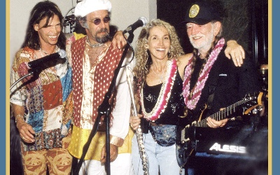 Gail Swanson Photos | Pat Simmons on Maui | Lisa Loeb | Willie Nelson ...